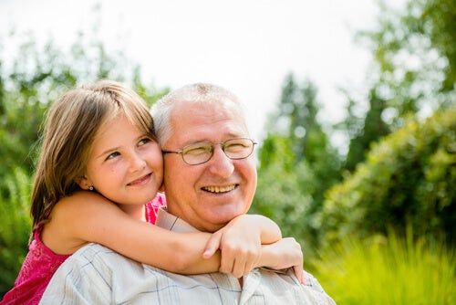 Photographing Grandparents and Grandchildren - Printique