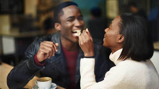 10 Modern Must-Have Engagment Poses