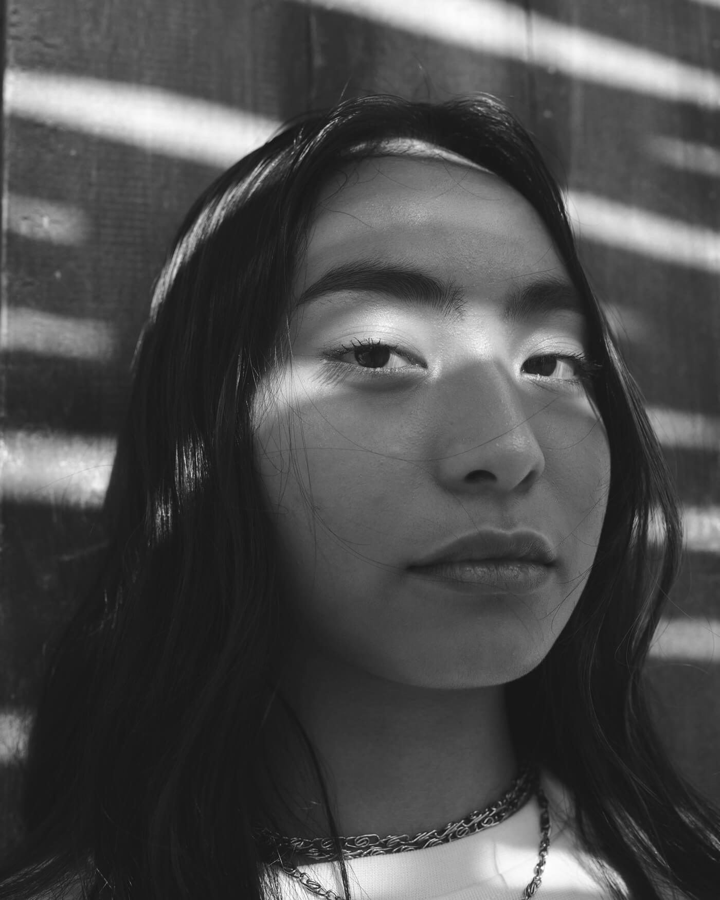 10 Household Objects for Portrait Photography - Printique