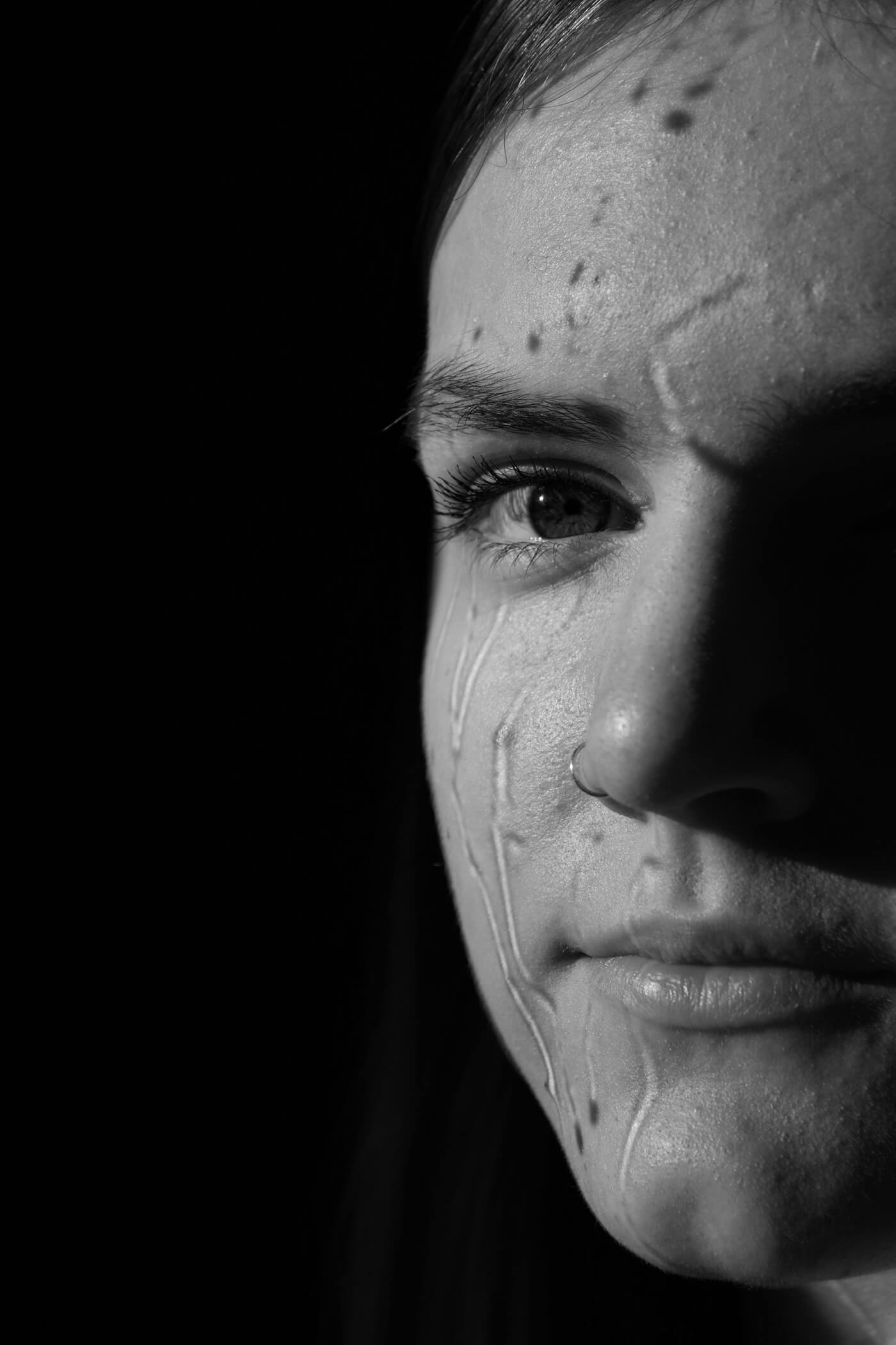 10 Household Objects for Portrait Photography - Printique