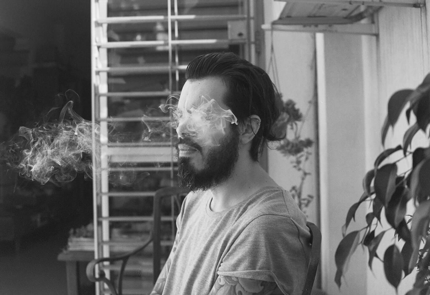 10 Household Objects for Portrait Photography - Printique