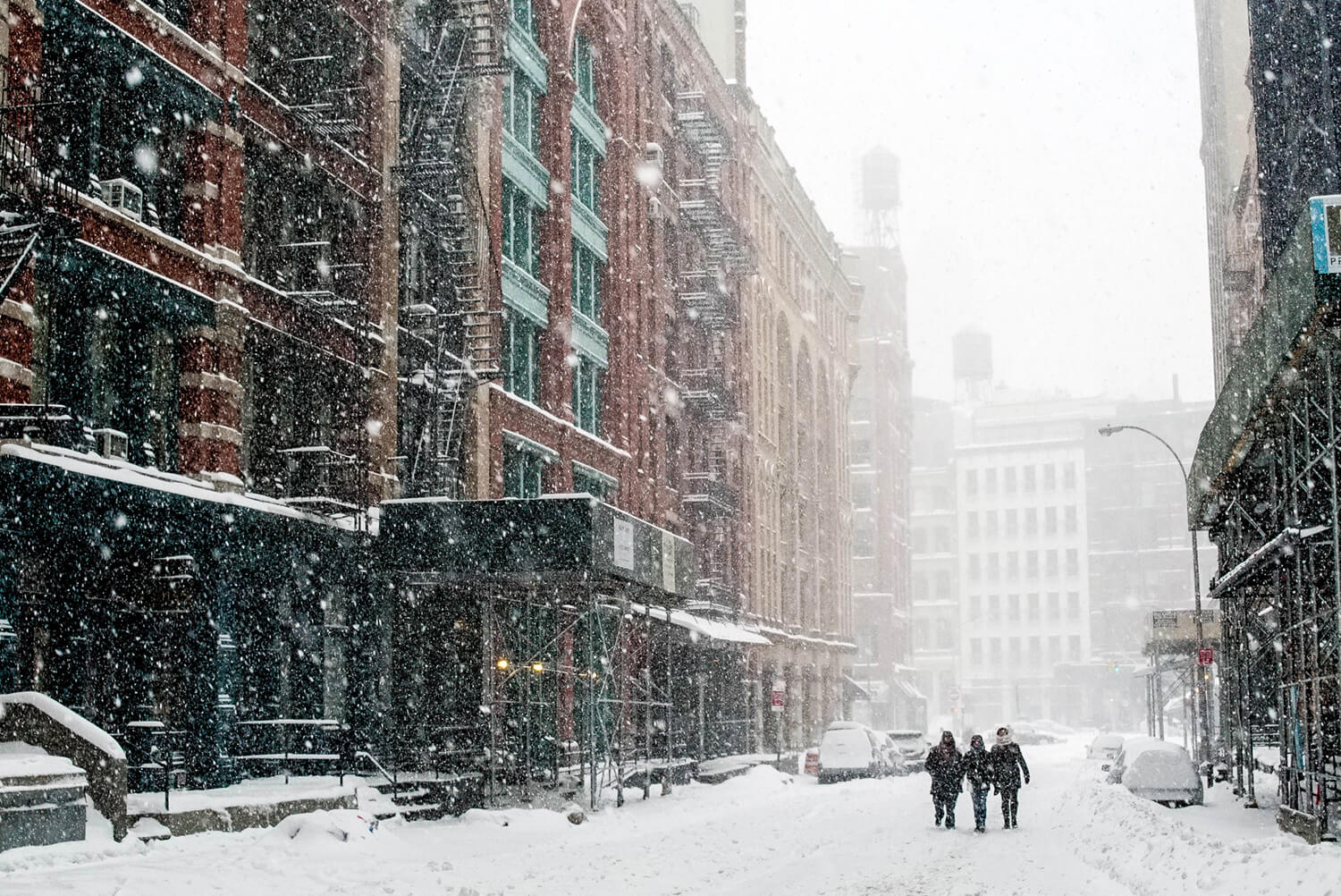 5 Must-Have Snow Day Photos - Printique, An Adorama Company