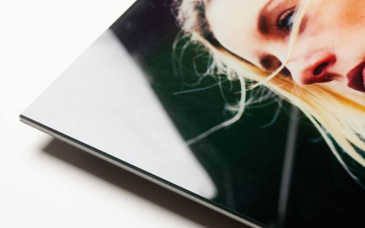 7 Ways to Use Glass Photo Prints - Printique, An Adorama Company