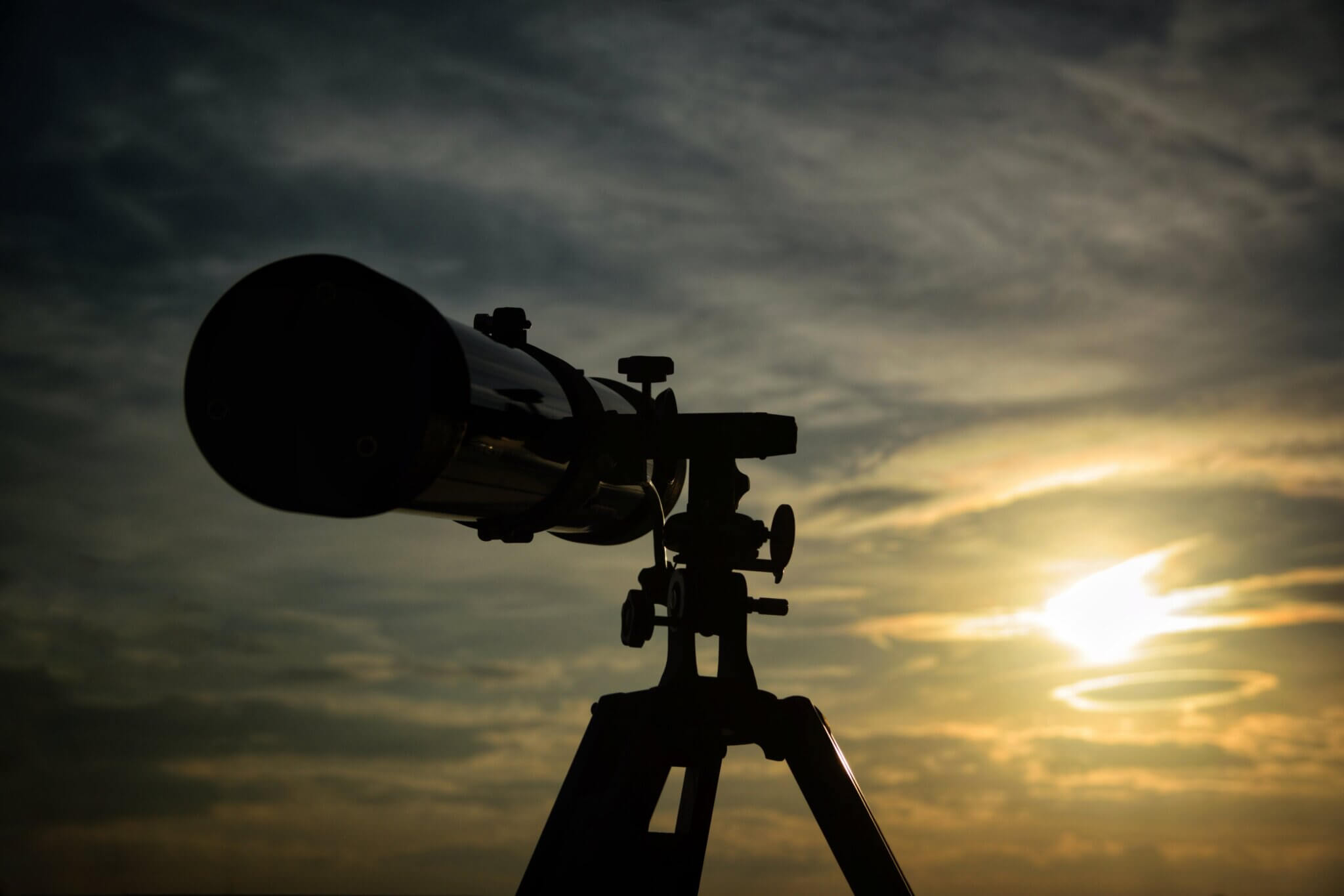 How to Photograph the Solar Eclipse - Printique, An Adorama Company